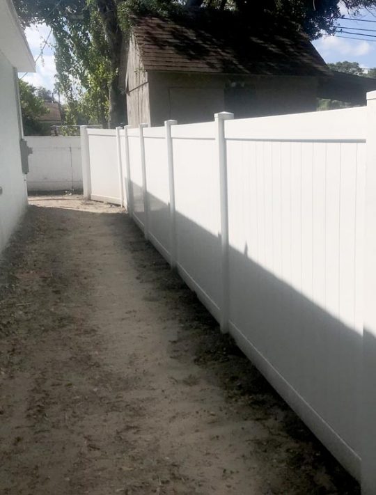 Vinyl Fencing - In Line Fencing, LLC. - 813-382-1510